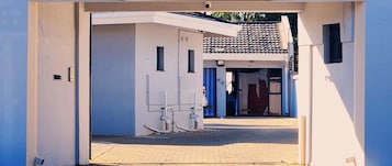Fachada da propriedade