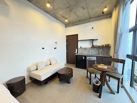 Quarto Triplo Deluxe | Cozinha privada