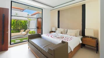 Villa de Luxo, 2 quartos, varanda, vista para a piscina | Cofre no quarto, secretária, quartos insonorizados