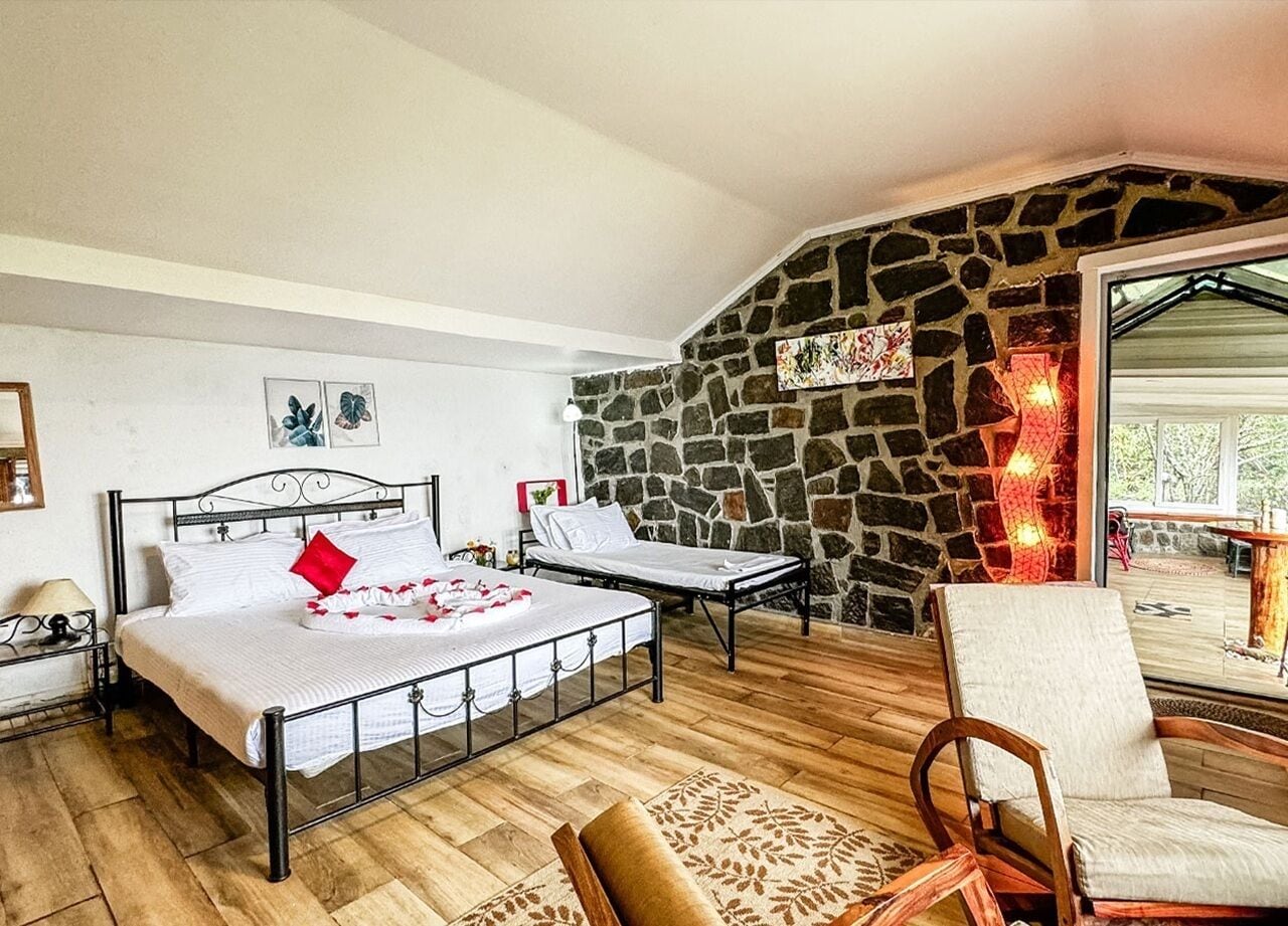 Quarto Duplo Deluxe | Wi-fi grátis, roupa de cama fornecida 