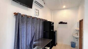 Quarto Duplo Deluxe | 1 quarto, cortinas/cortinados opacos, Wi-fi grátis