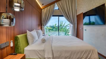 Vila luxo, sacada, vista para o oceano | Cofres nos quartos, quartos à prova de som, Wi-Fi de cortesia