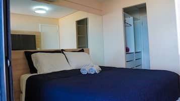 Apartamento básico | 2 quartos, individualmente decorados, individualmente mobiliados