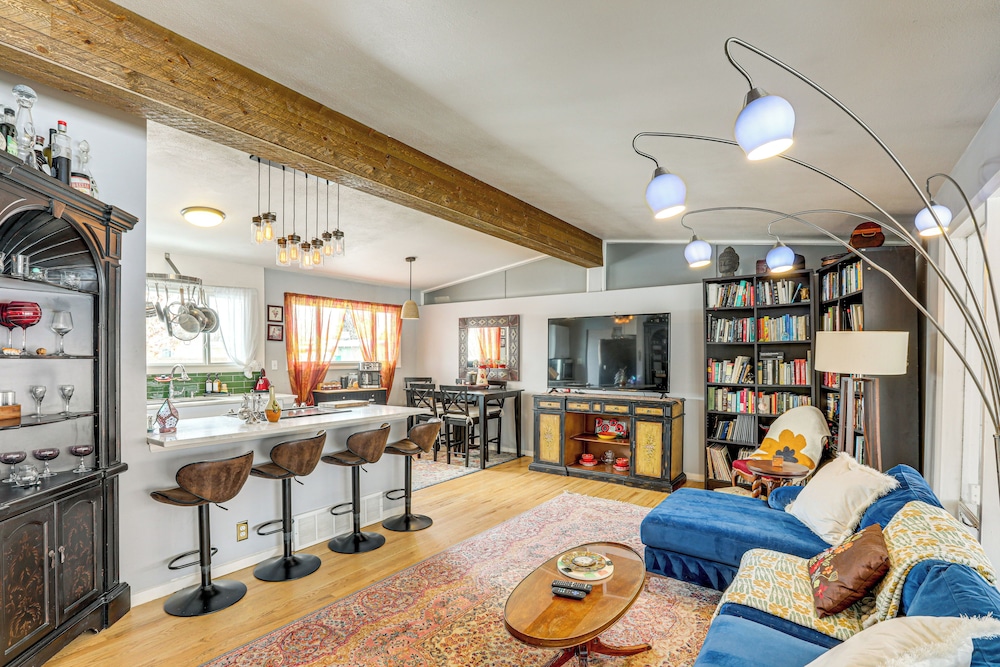 10 Mi To Red Rocks: Denver Home W/ Fire Pit! - Denver, CO