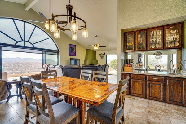 Views + Fire Pit: Hilltop Retreat In Rio Rico! - Patagonia Lake State Park, Nogales