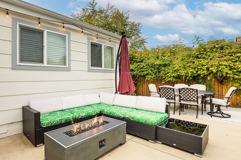 < 1 Mi To Olde Town Arvada: Home W/ Patio! - Golden, CO