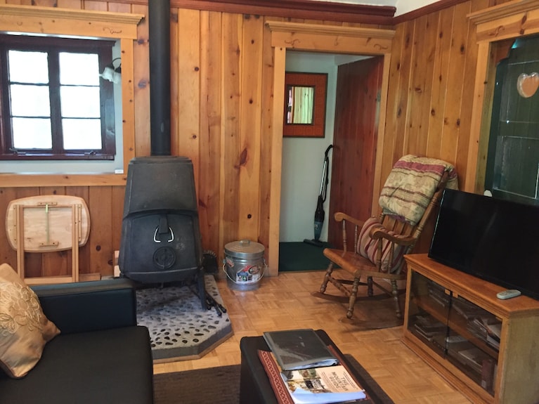 Magic Love Nest - 5 Min From Village. Stream Below. - San Bernardino, CA