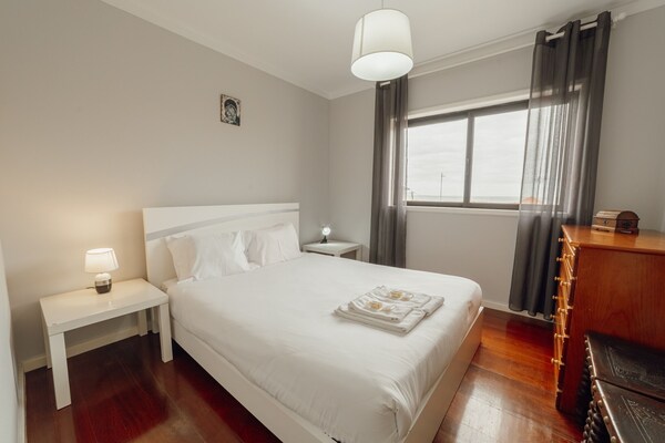 Espinho Seawalk And Seaview By Vacationy - Espinho