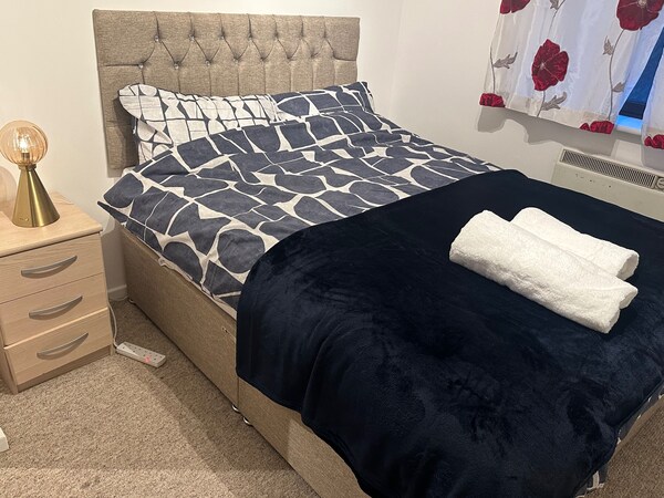 1br-sleeps2-parking-quietstay-citycentre - Peterborough