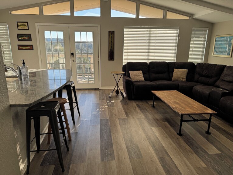 Charming 2-bedroom House In Canyon Lake With Wifi, Ac - Canyon Lake, TX