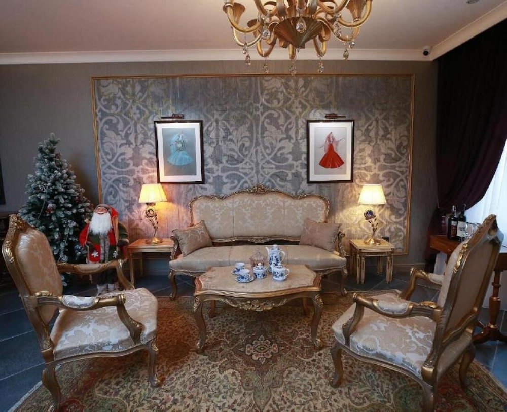 West Inn Palace Hotel - Baku