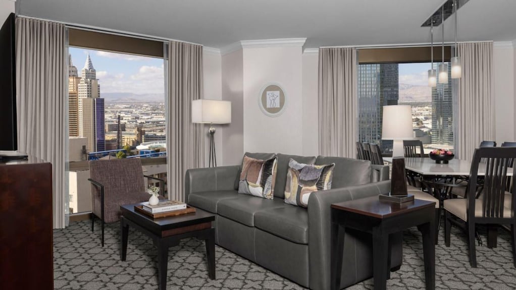 Live The Vegas Dream: Family Fun And Luxury Await- Marriott's Grand Chateau-3 Bd - Henderson, NV