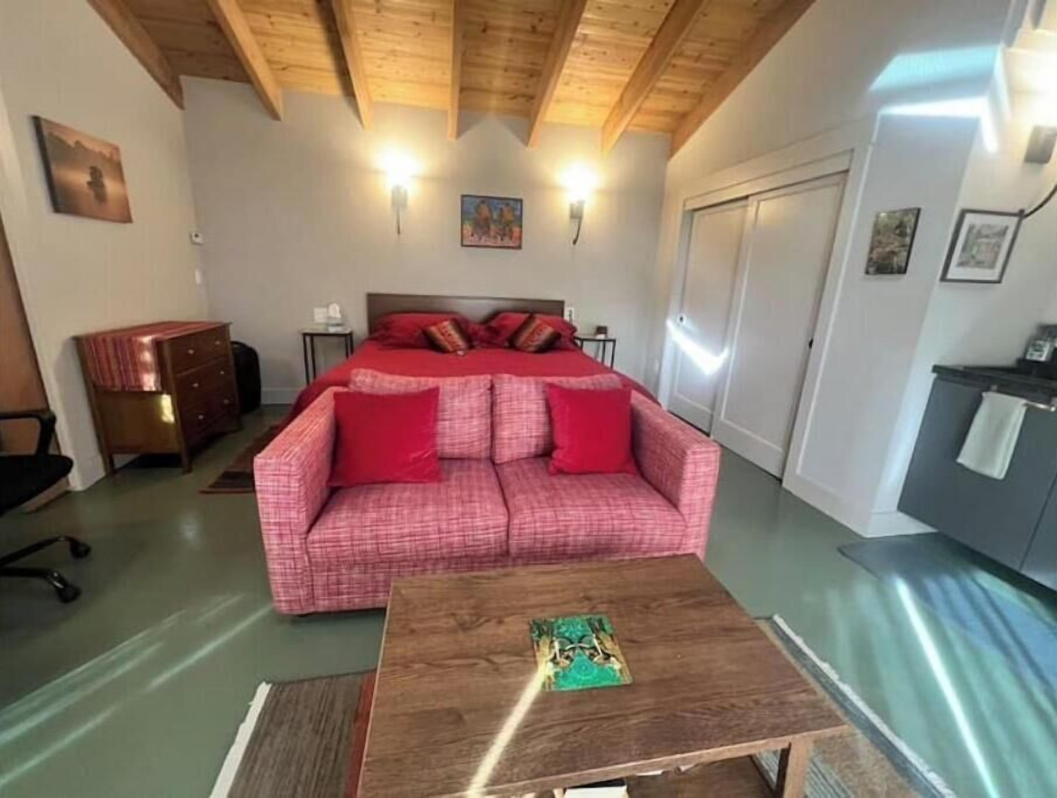 At The Merriewood Retreat You Are In A Private, Serene,\ngarden Setting. - Oakland, CA