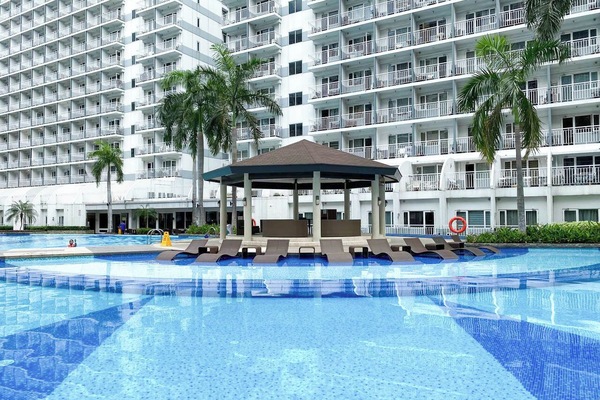 Piscina externa sazonal