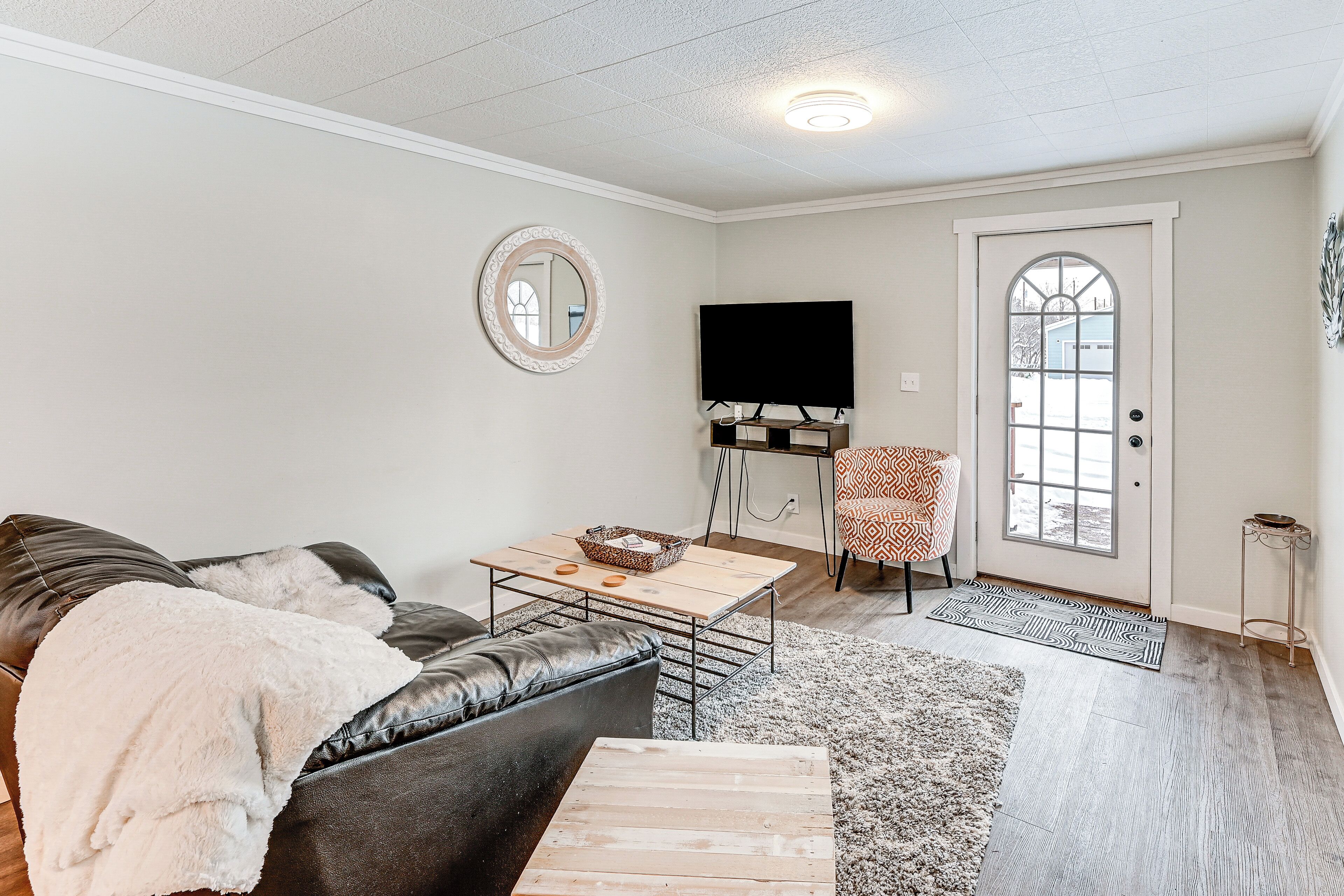 1 Mi To Main Street Polson: Updated Home W/ Deck! - Polson, MT