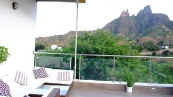 Villa, 3 quartos, fumadores, varanda | Varanda