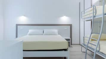Quarto Familiar | Cofre no quarto, quartos insonorizados, Wi-fi grátis