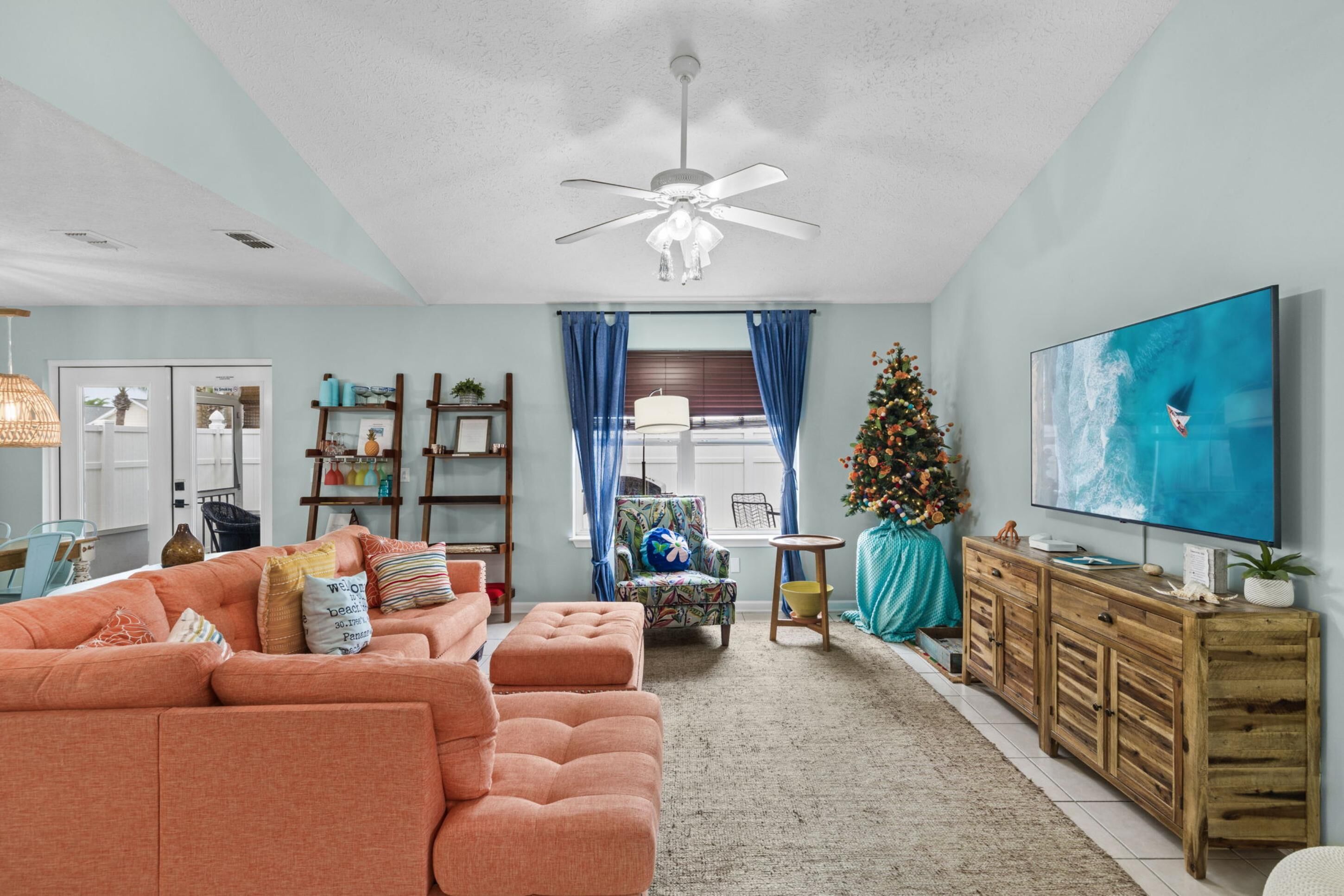 Paradise Palace - Pet-friendly Beach House With 2 Pools, Near Beach, Sleeps 14 - Panama City Beach, FL