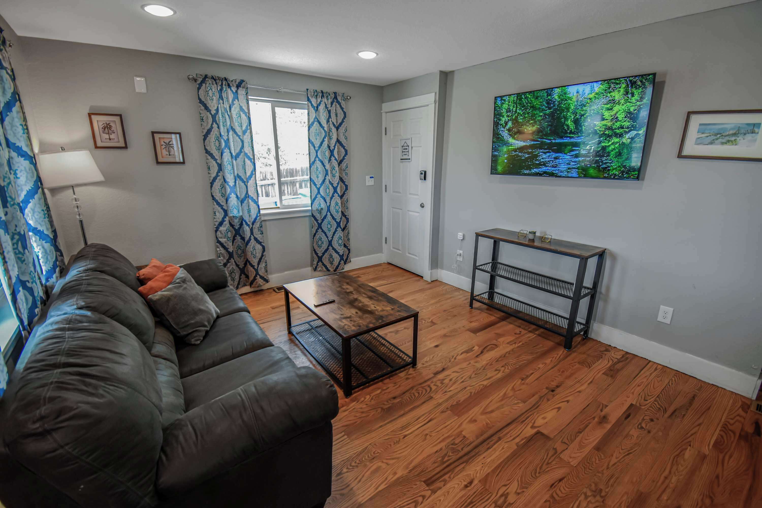 Charming Home With A Spacious Yard Near Hidden Gems - Westminster, CO