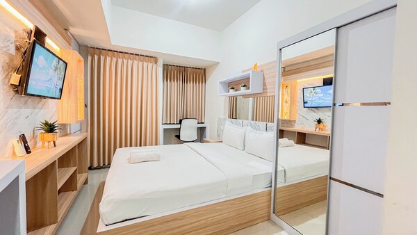 Cozy And Compact Studio Apartment At Vida View Makassar - Makassar