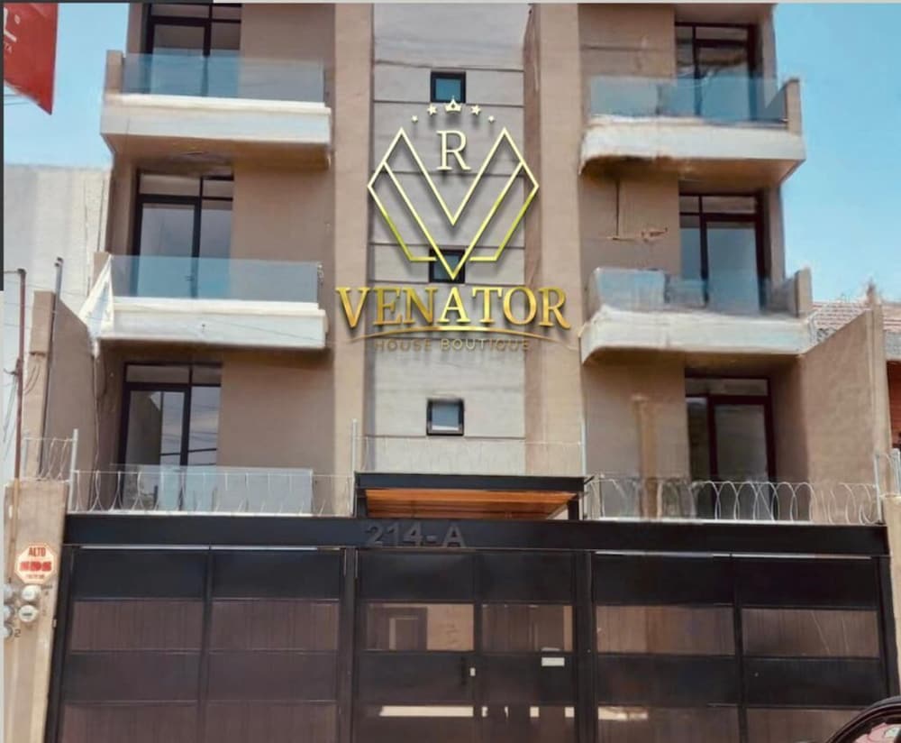 Venator House Moral - León