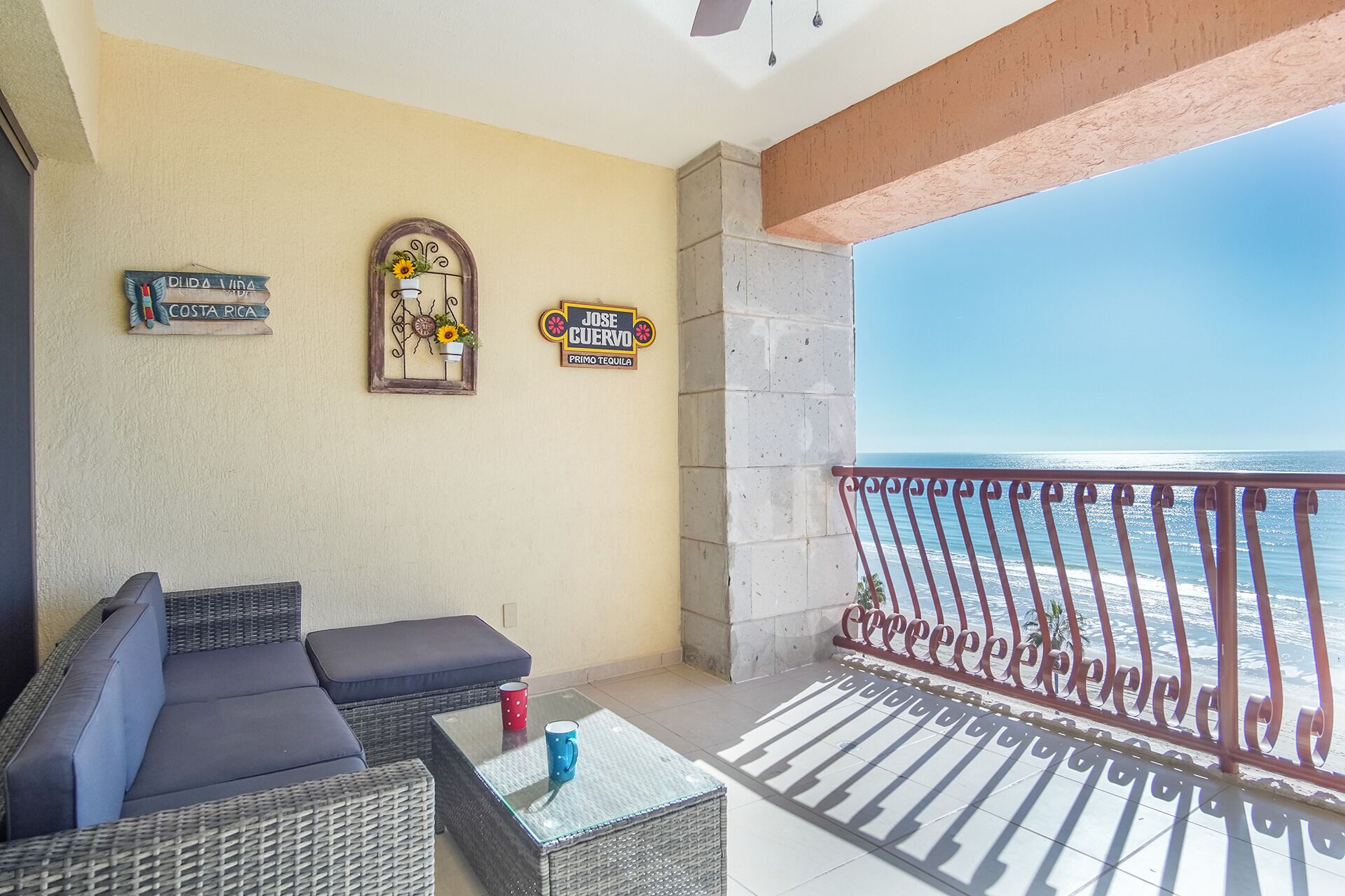 Apartamento em Condomínio Fechado, 1 cama king-size e sofá-cama, varanda (Sonoran Sun SW 711) | Terraço/pátio interior