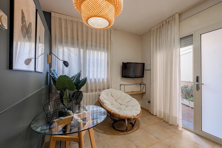 Bebarceloner Sants Estudios A4 - Sant Boi de Llobregat