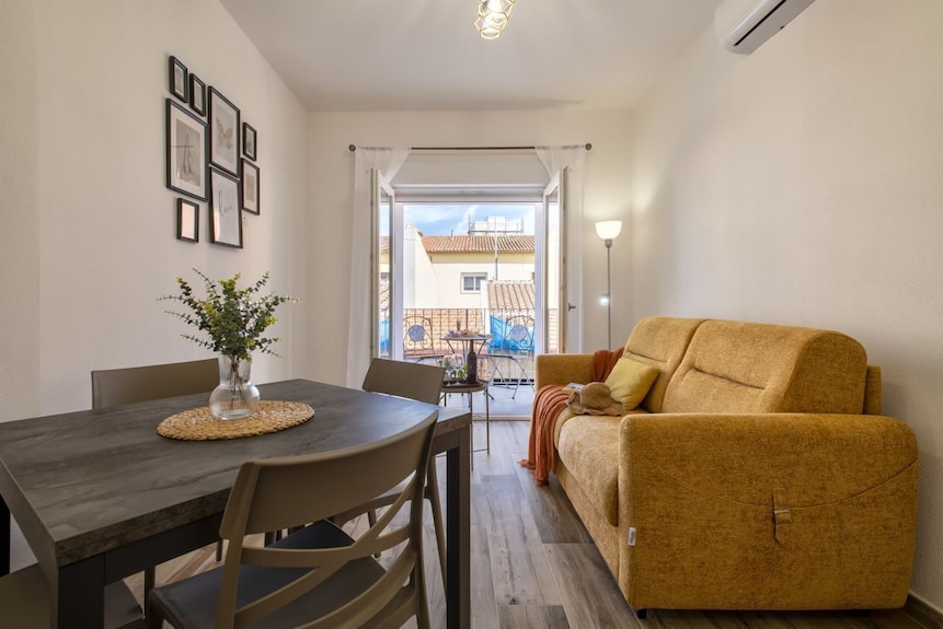 Casa Erica. Apartment A Few Steps From The Historic Center. - Olbia
