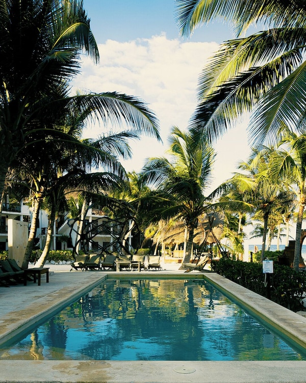 Mía Tulum Beachfront Resort - Ocean View Suites And Beach Club - Quintana Roo