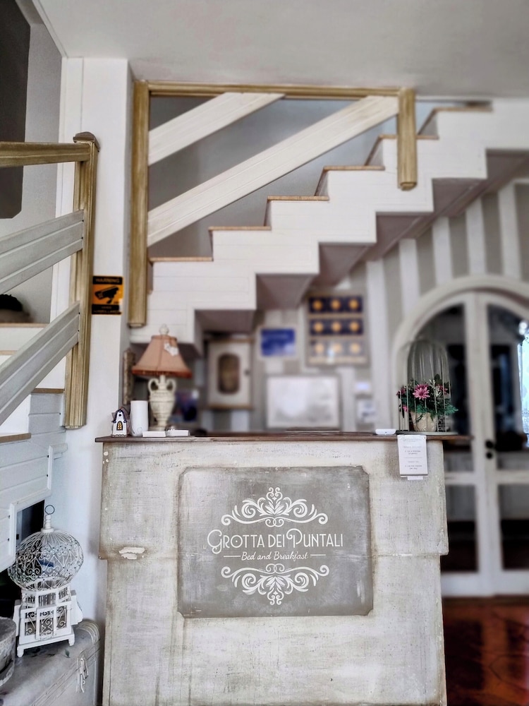 Grotta Dei Puntali B&b - Carini
