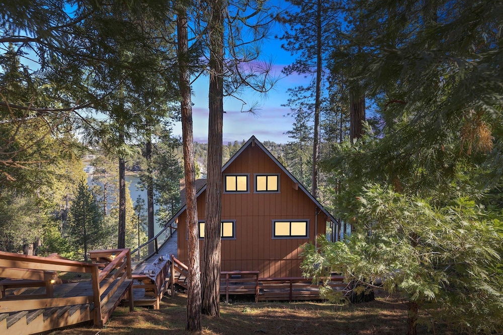 Golden Peak Cabin 3 Bedroom Home By Yosemite Region Resorts - Yosemite National Park, CA