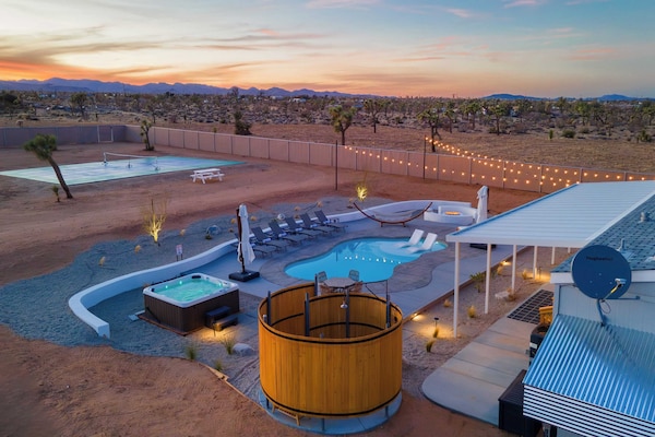 Pool, Spa, Pickleball & Piano Near Pioneertown Harmony House By Avantstay - Joshua Tree National Park