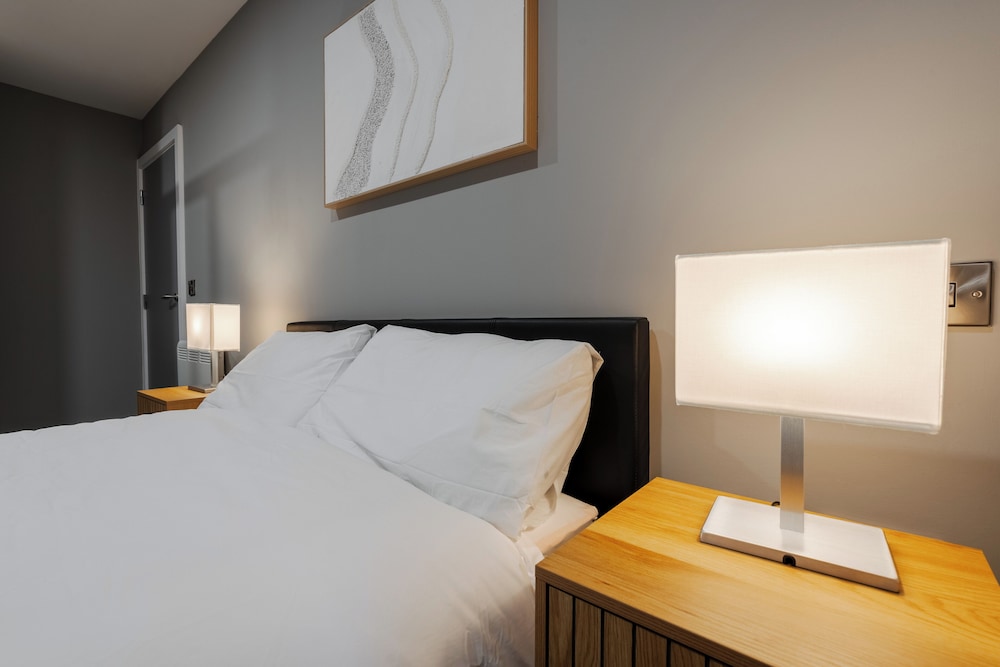 Dockside Escape | By M&S Arena & Royal Albert Dock - Liverpool | Vrbo