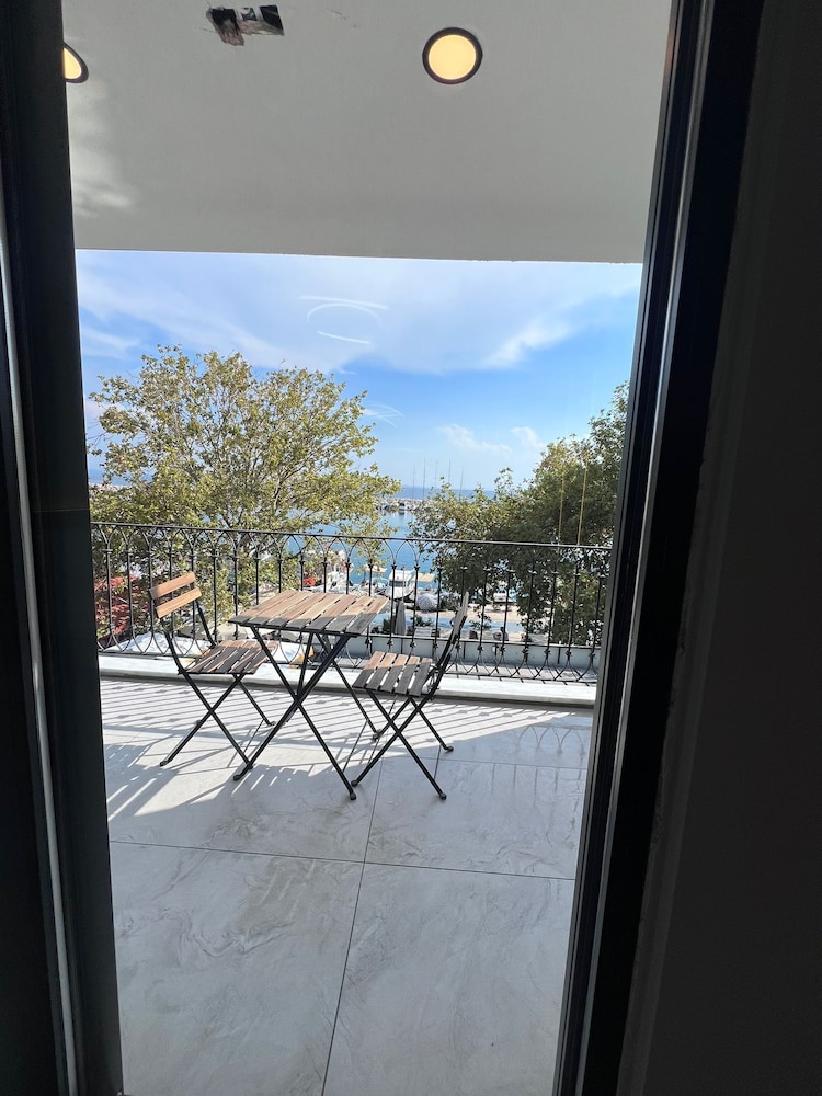 Assosa Port - Çanakkale