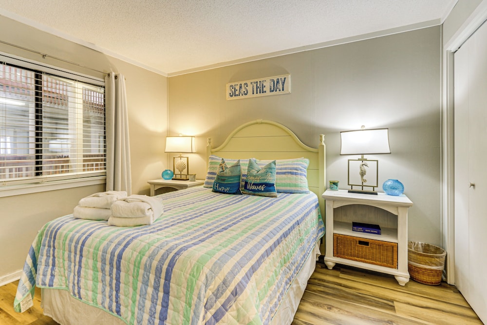 Pool Access: Beachfront Hilton Head Resort Condo - Hilton Head Island, SC