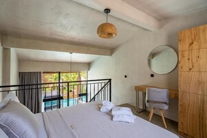 Bungalow Deluxe | Cofre no quarto, cortinas/cortinados opacos, quartos insonorizados 