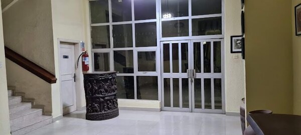 Davies Hotels - Ibadan