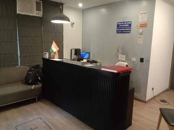 Hotel Royal India - Dlf Phase 2 - Gurugram