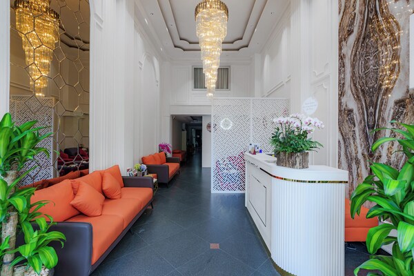 Salute Saigon Hotel And Spa - Ho-Chi-Minh-Stadt