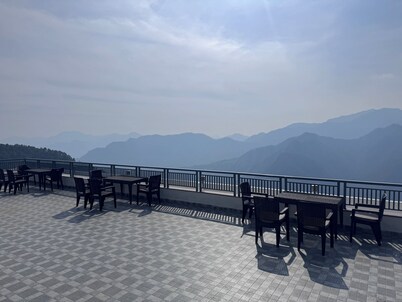 Cozy Kanatal Hotel And Resort
