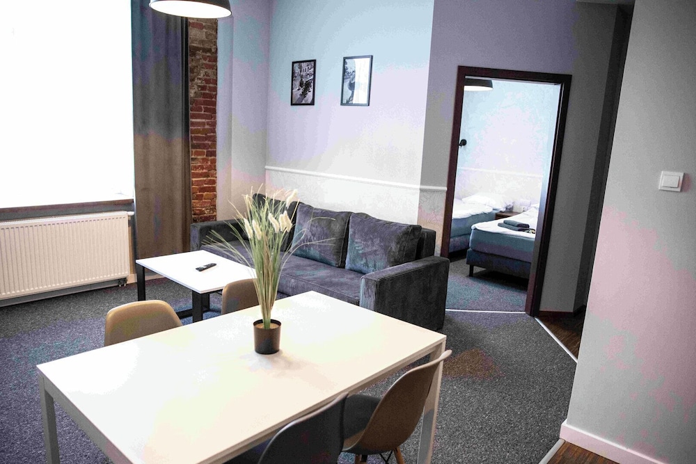 Adler Bed & Breakfast - Łódź