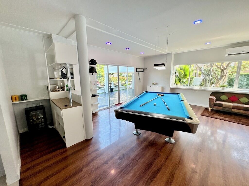 Spacious 4/5-bed Villa With 11m Pool, Gym, Bar & Pool Table  Great Location! - Hua Hin