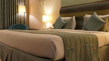 Quarto casal premium, sacada, vista para o resort | Wi-Fi de cortesia
