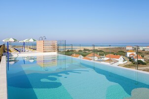 Piscina externa sazonal