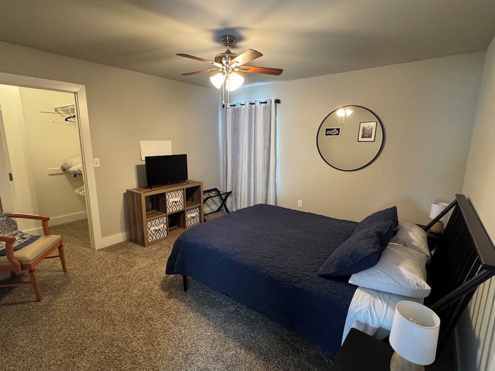 Cozy & Comfortable 3 Bedroom House Fantastic Location in NWA - Rogers | Vrbo