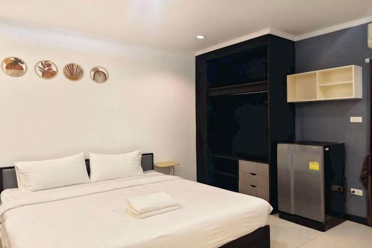 Secretária, Wi-fi grátis, roupa de cama fornecida