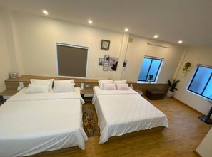 Quarto Quádruplo Familiar, Vista para a cidade | Quartos insonorizados, Wi-fi grátis 