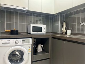 Quarto Superior | Com decoração personalizada, com mobília individualizada 