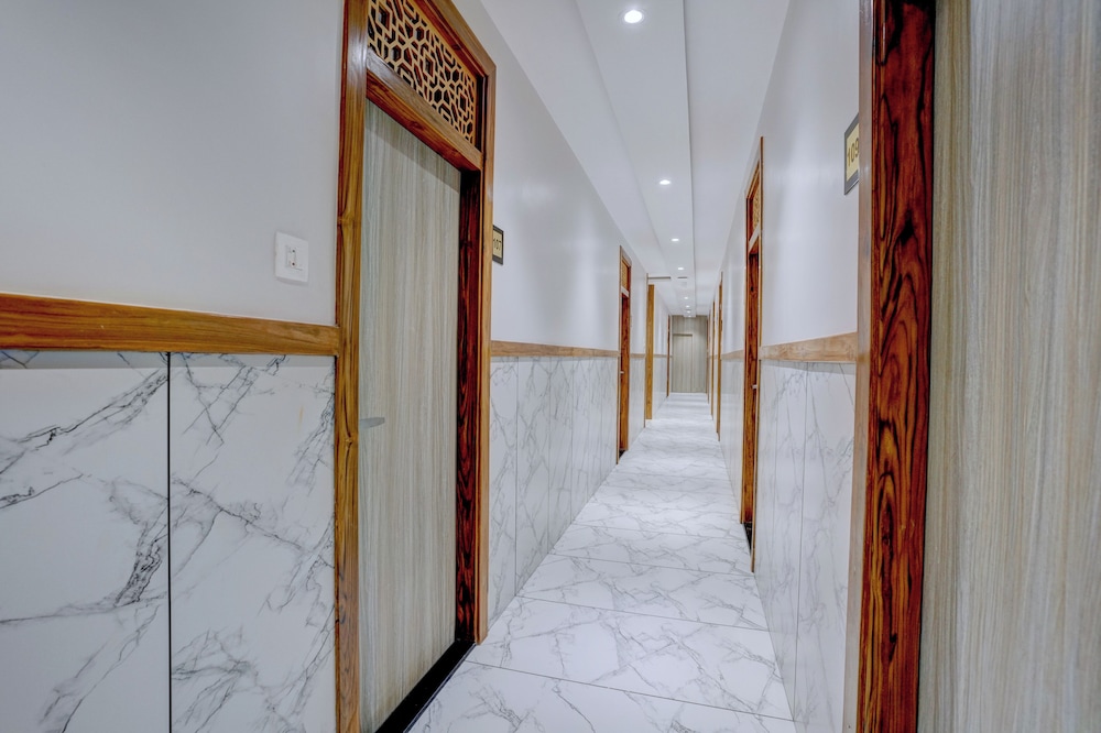 Hotel Arts International - Mumbai