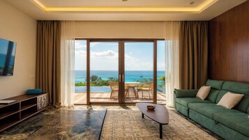 Minibar, cofre no quarto, quartos insonorizados, ferro/tábua de engomar 